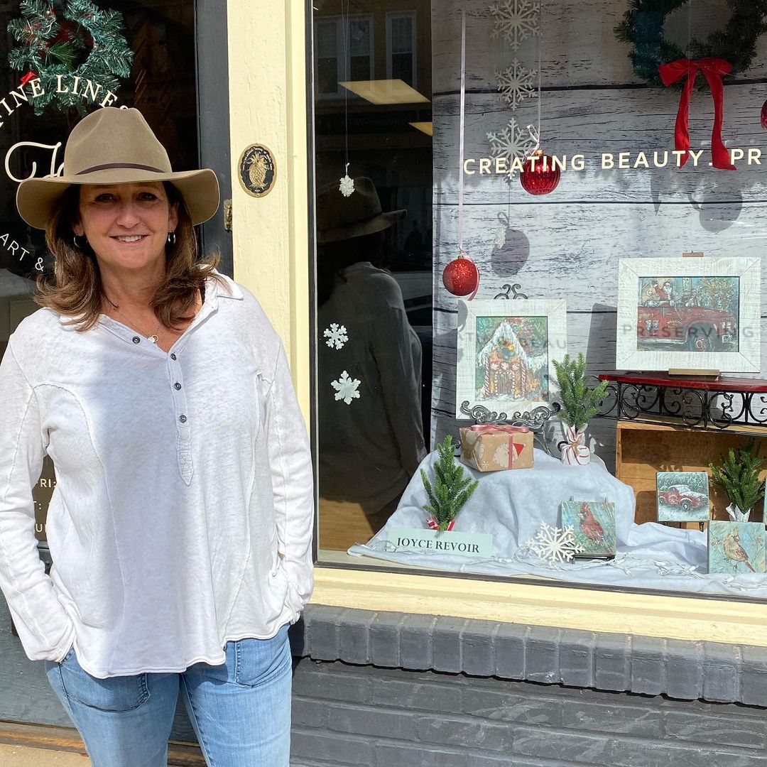 Artists - Mayor Clothing